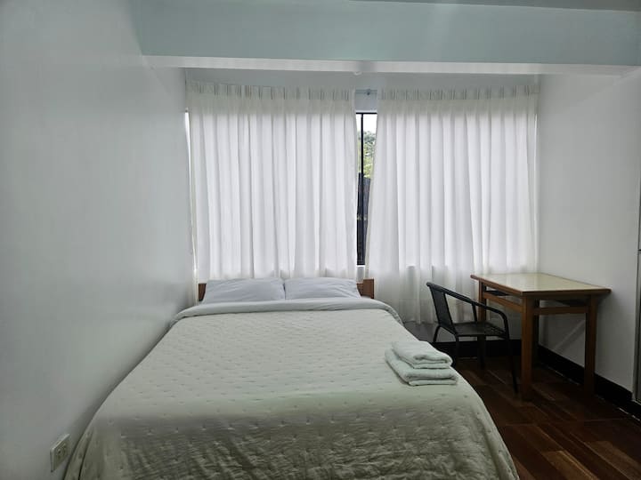 Hospedaje Misuri- Habitación Matrimonial - Oxapampa