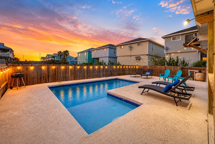 Private Pool, Game Room, Near Beach | Palm House - Port Aransas, TX