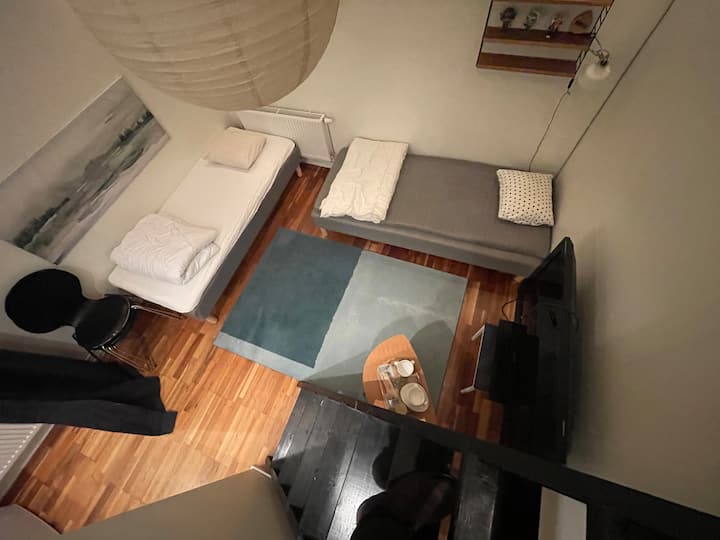 Liten Lägenhet, 13 M2+sovloft. - Umeå