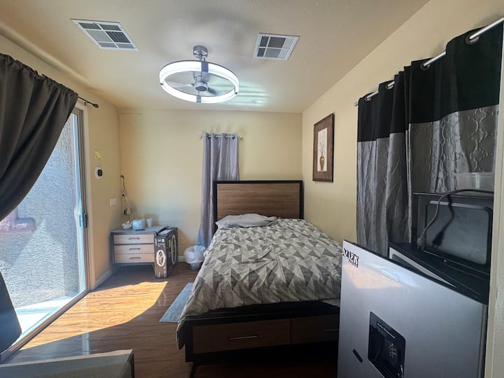 Private Entrance Room |Comfortable Stay - Henderson, NV