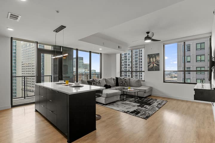 Downtown Atlanta Apartment - Atlanta, GA