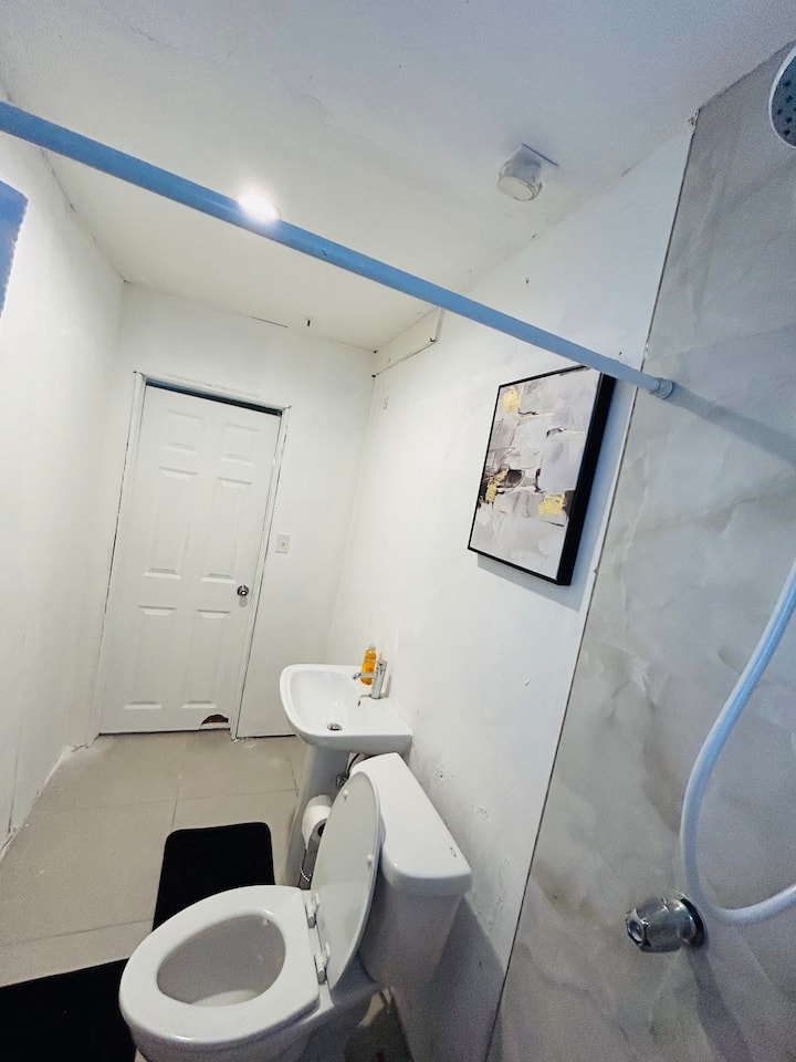 Nellie: King Bed Suite - 나사우