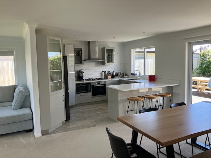 Full Home In Papamoa - Papamoa