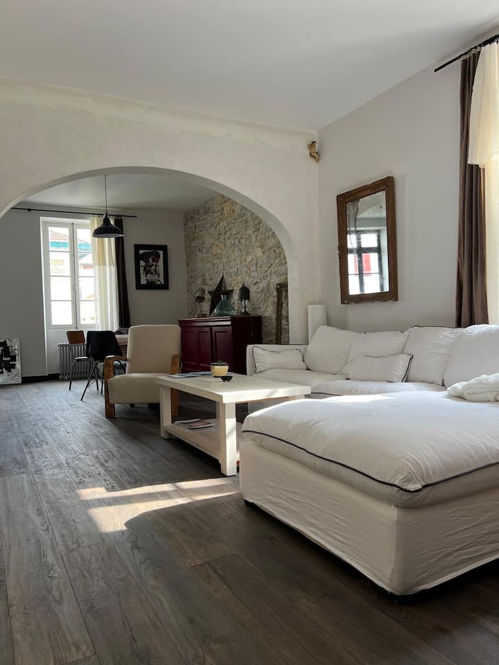Appartement Entièrement Rénové. - Biarritz