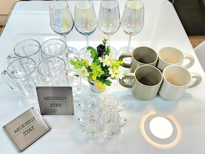 [오락실-큰사이즈] 공항10분#동문시장5분#라면,생수 무제한#넷플릭스.유튜브+무료주차~ - Jeju