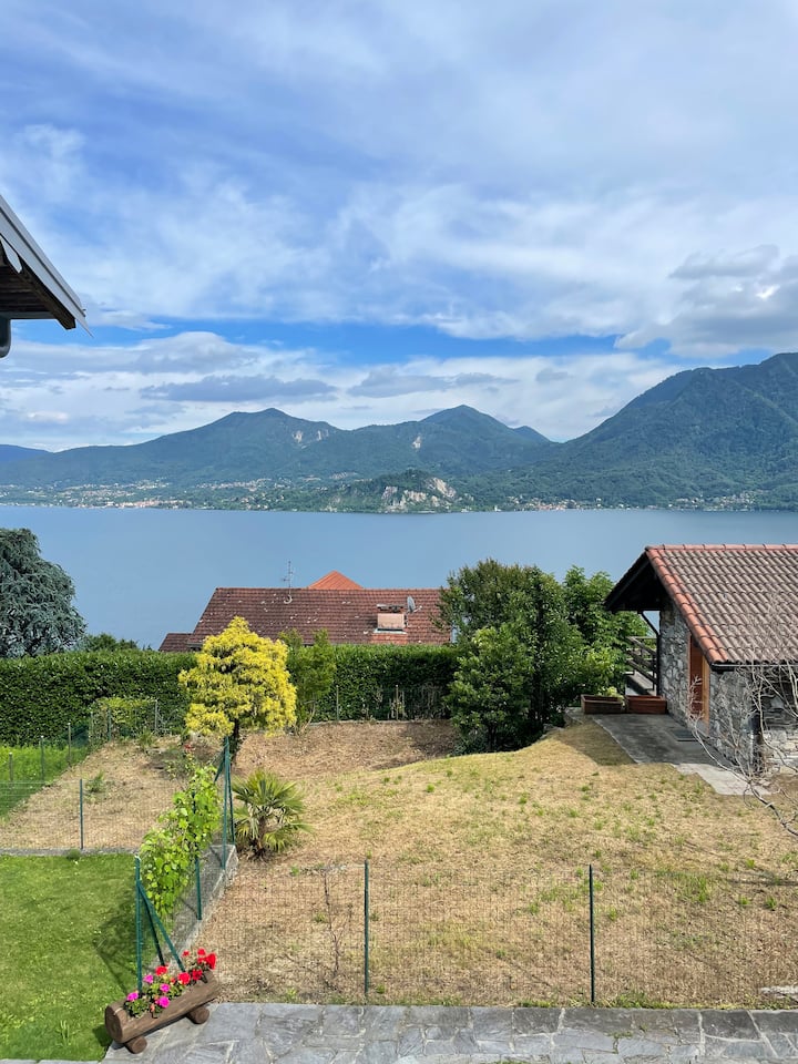 Great Apartment With Lakeview & Garden - Ghiffa