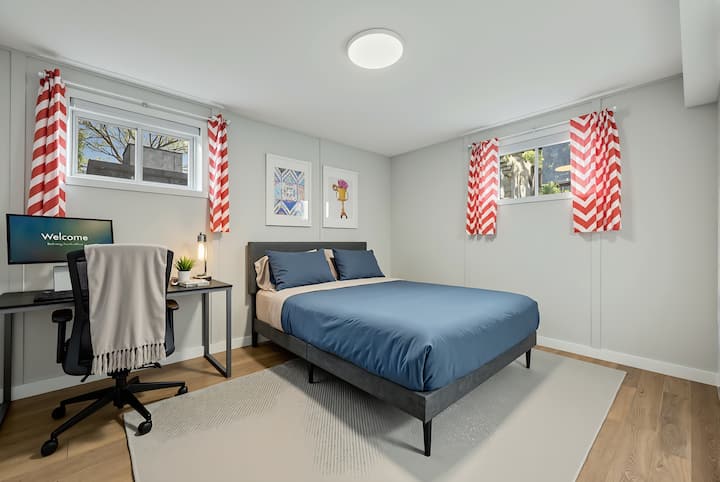 Central Family Friendly Basement Suite 2br 1bth - Calgary