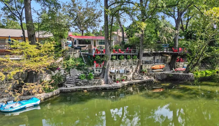 Beautiful Cabin On River-sleeps 6! Sup, Fish, Etc. - Canyon Lake, TX