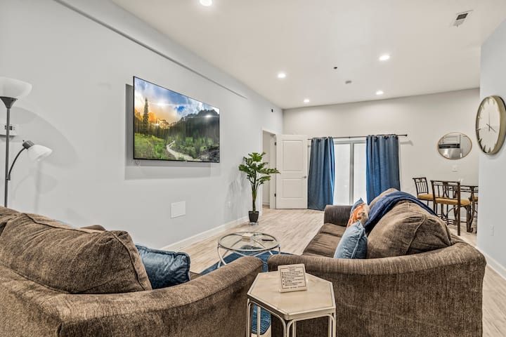 2bed 2bath Spacious Gem W/kingbed - Philadelphia, PA