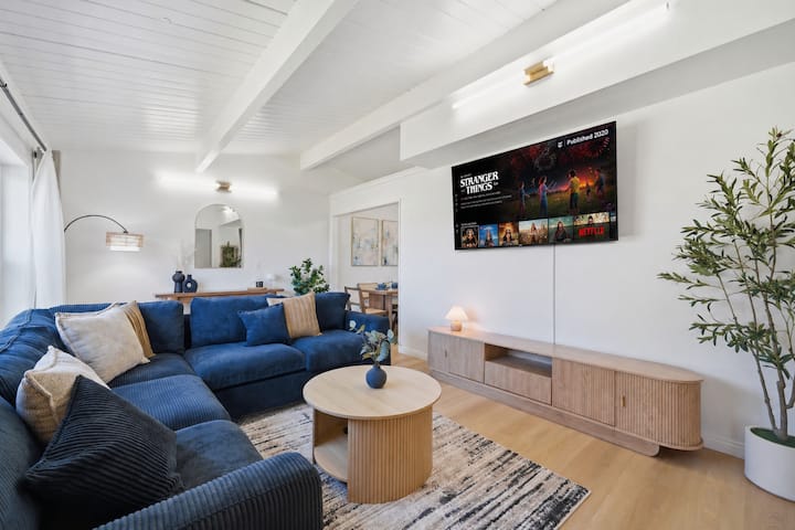 3 Queen Beds | 5 Min To Knott’s | 10 Min To Disney - Buena Park, CA
