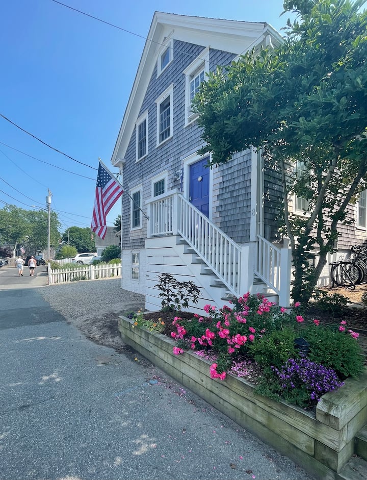 Bright & Breezy West End 2br. Steps To Tea & Beach - Provincetown, MA