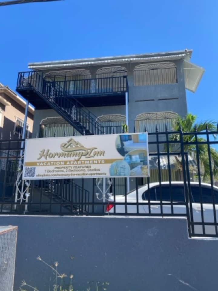 Hormony Inn: Cosy Studio - Montego Bay