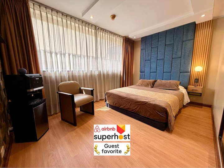 Top Room In Akros Building - Quito