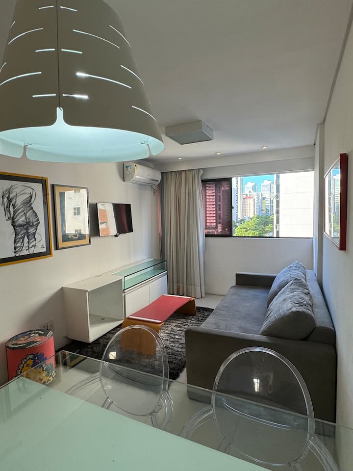 Flat Praia Boa Viagem. Moderno. - Recife