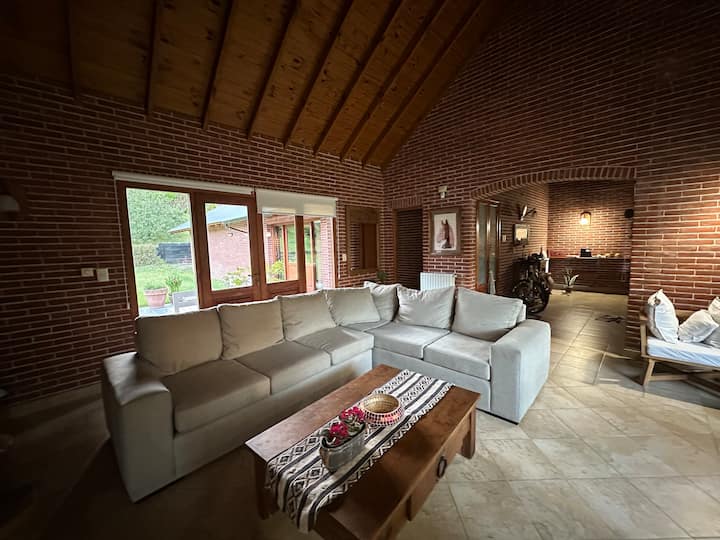 Hermosa Casa En Pinamar - Pinamar