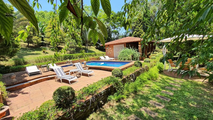 Viva O Campo Com Sol, Céu Estrelado E Conforto! - Ibiúna