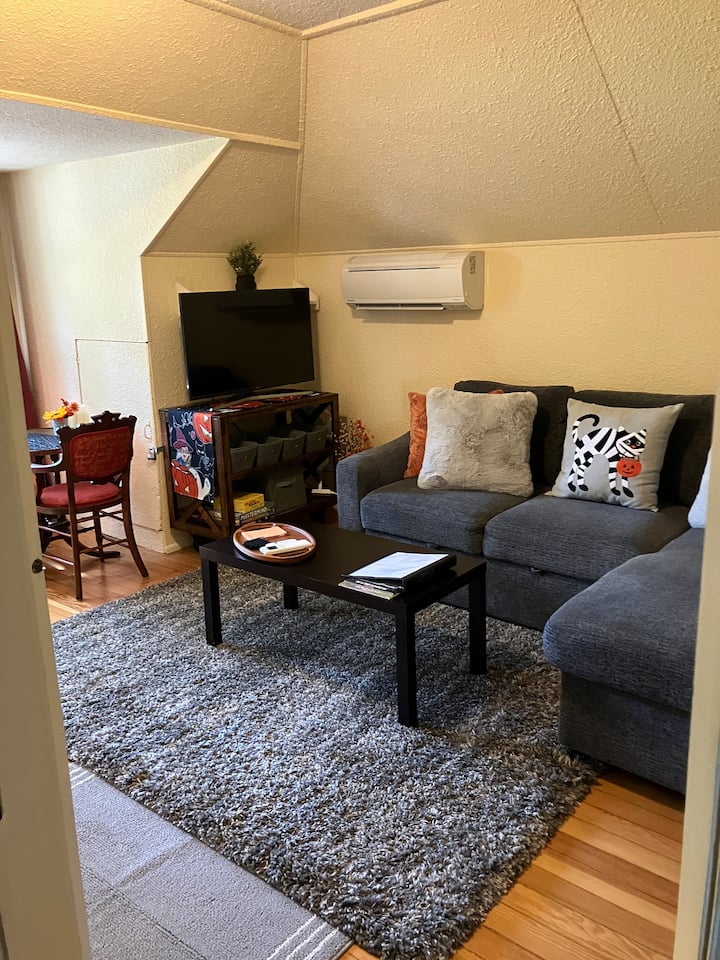 Eves Happily Haunted Hollow - Eugene, OR