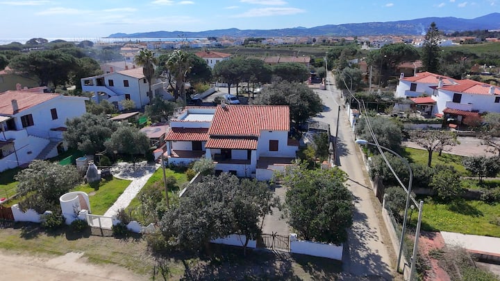 Beach Villa In San Giovanni - Posada