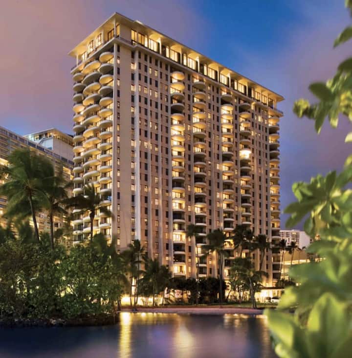 Hilton Lagoon Tower 2 Br Villa - Honolulu, HI