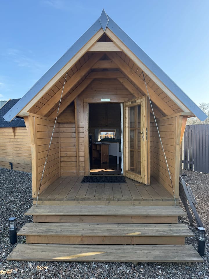 The Nook Airbnb - Loch Lomond, United Kingdom