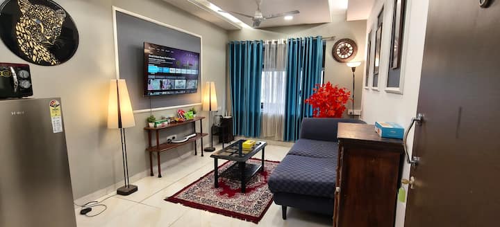 Bandra -1 Bhk - Close To Bkc - Mumbai