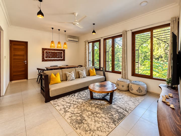 Beachfront Apartment With 180° Ocean Views - Zanzibar