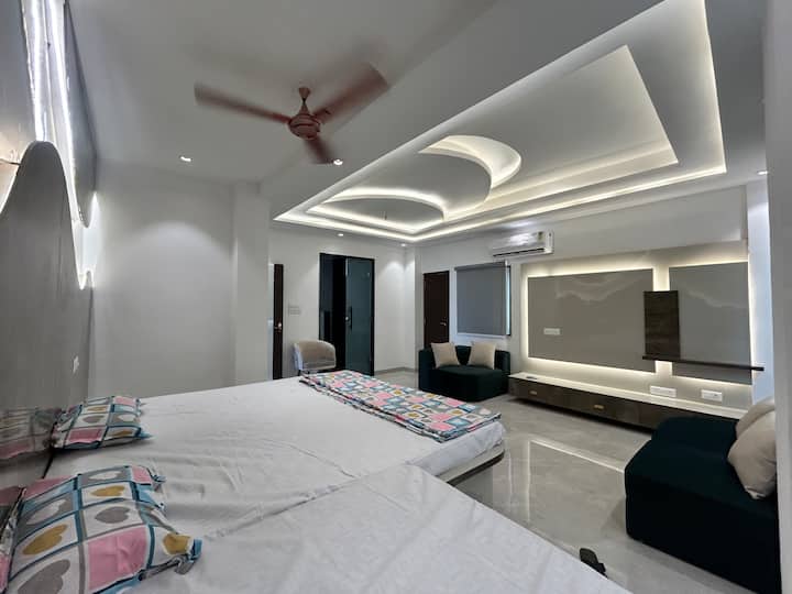 Luxury Penthouse|2br|terrace|ganga View|parking| - 리시케시