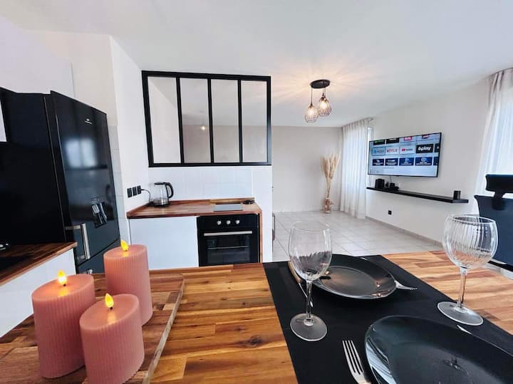 Lormont City, Proche Bordeaux, Piscine Et Parking - Lormont