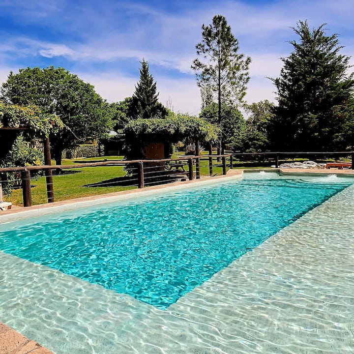 Cabañas Altos De La Bodega - Argentina
