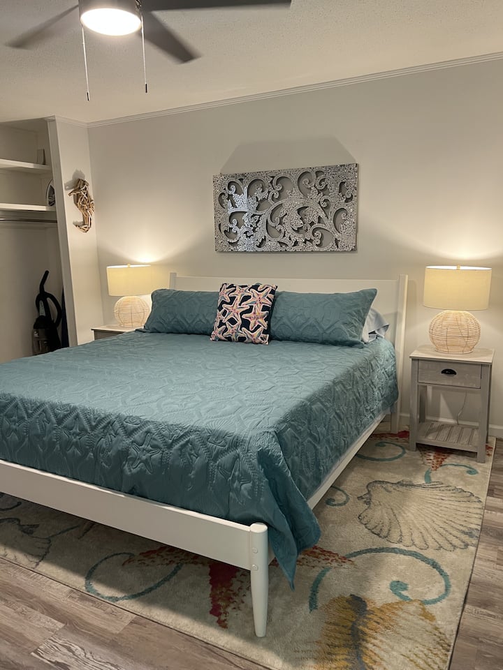 Iconic Condo Winter Deals Trade Snow For Seashells - Gulf Shores, AL