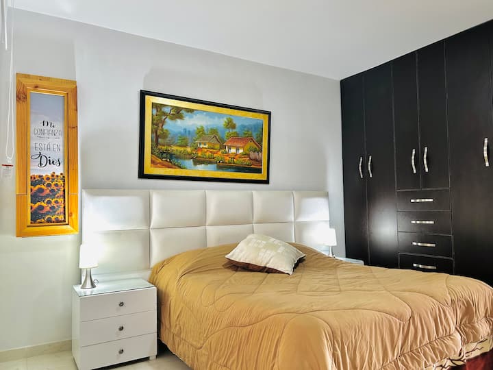 Habitación Privada Con Baño - Pamplona