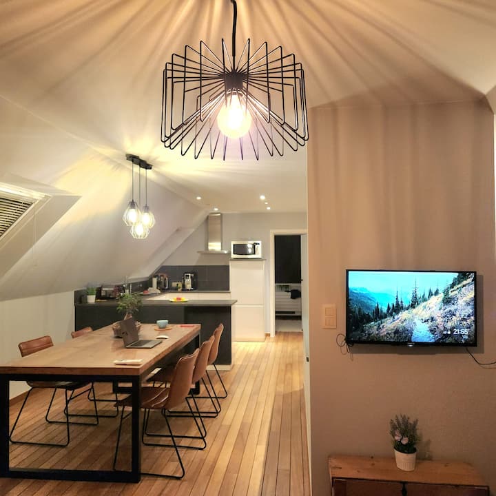 Cozy Edge-of-town Apartment In Lokeren - Lokeren