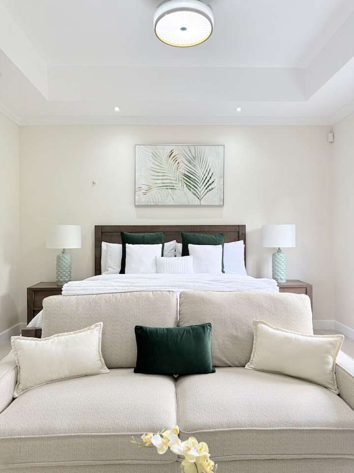 3br Tranquil Townhome W/ Beach Access, Pool & Gym. - Montego Bay