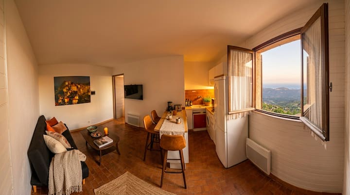 Appartement F2n°7(classé 1*)jardin.village Typique - L'Île-Rousse