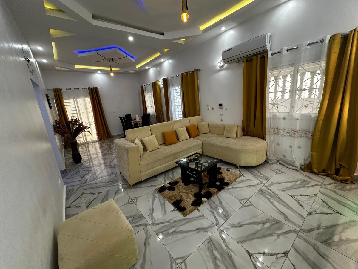 Assinie-Mafia Vacation Rentals & Homes - Comoé District, Côte d'Ivoire ...