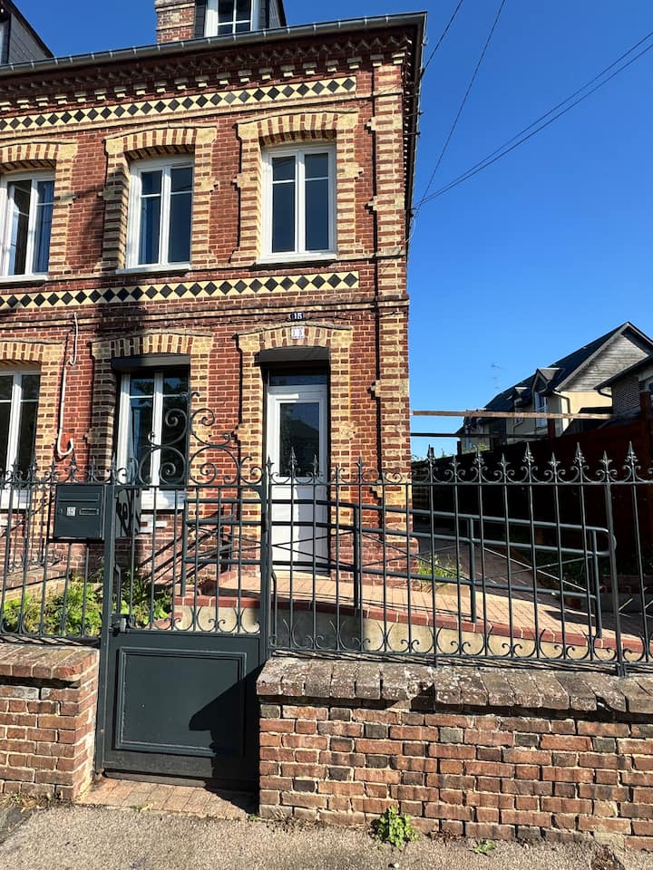 Maison Typique - Upper Normandy