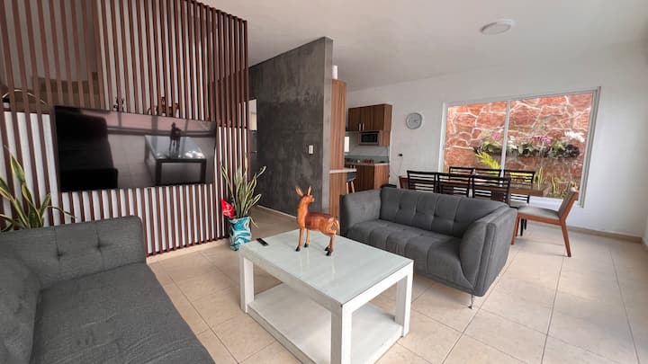 Casa Con Piscina&asador Privado Cerca De Santuario - Cancún