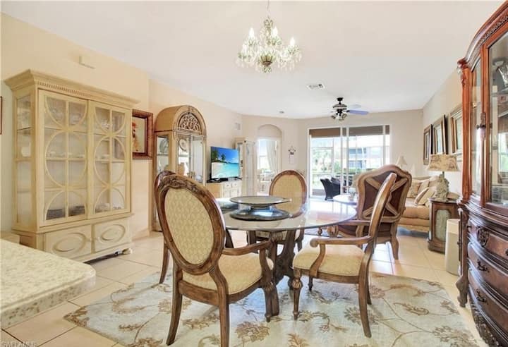 Gorgeous  2bd Condo 10 Mn Drive From Bonita Beach. - Bonita Springs, FL