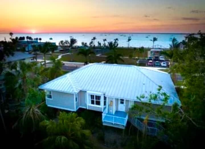 Amazing Harbor Front Views Dowtown Best Location! - Punta Gorda, FL