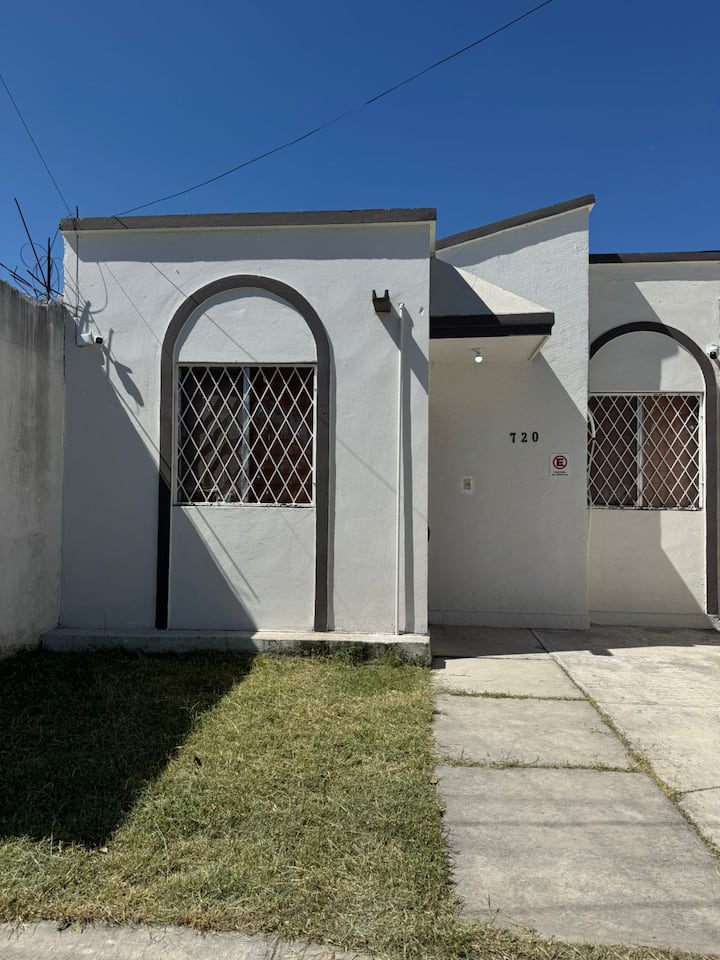 Casa Rústica Y Acogedora Cerca Del Aeropuerto - Guadalupe, Mexico
