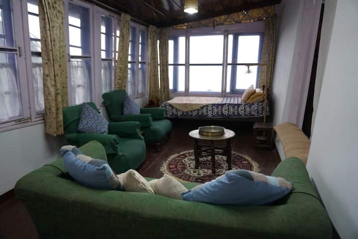 Comfortable Heritage Flat - Shimla