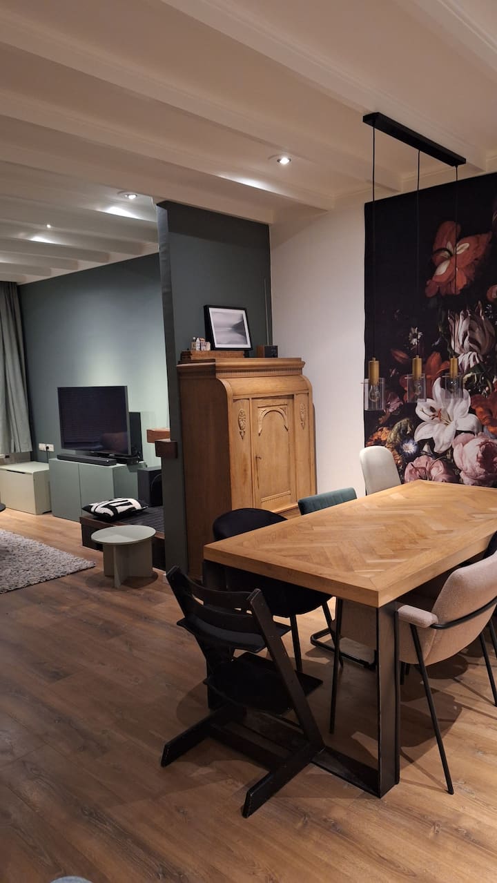 Woonhuis In Hilversum Stel + Baby/peuter - Hilversum