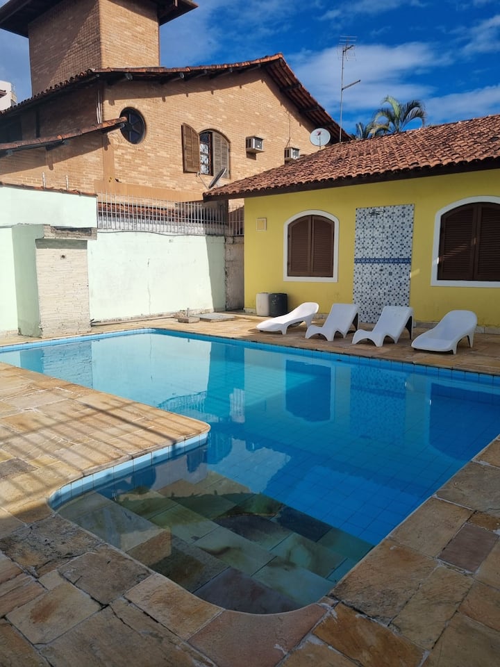 Casa C/piscina Ubatuba - Itaguá 3 Quartos +Edícula - Ubatuba