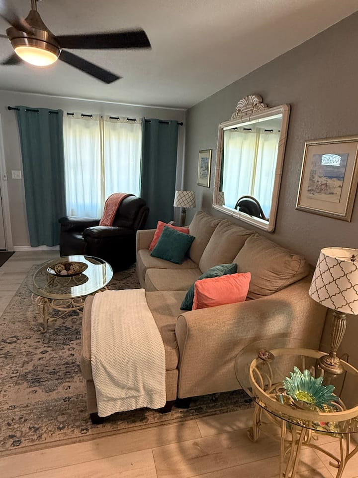 Pet Friendly Central Florida Bungalow - Winter Haven