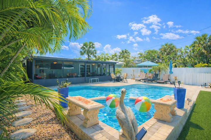Fun: Heated Pool, Hottub, Pool Table, Beach 1 Mile - Lake Worth, FL