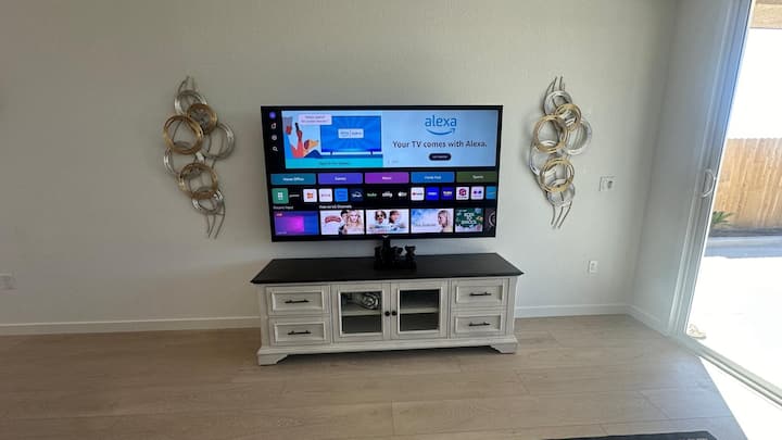 Modern New Home In Top Area - Rancho Cordova, CA