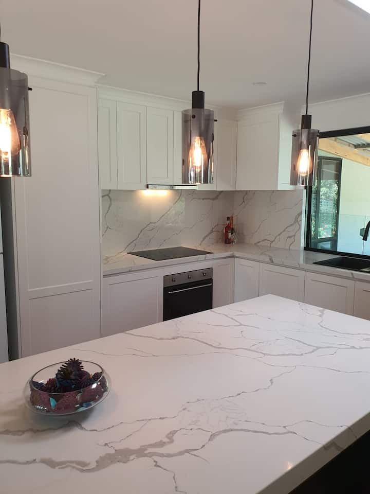 Spacious Coastal Home In Cowes - Phillip Island