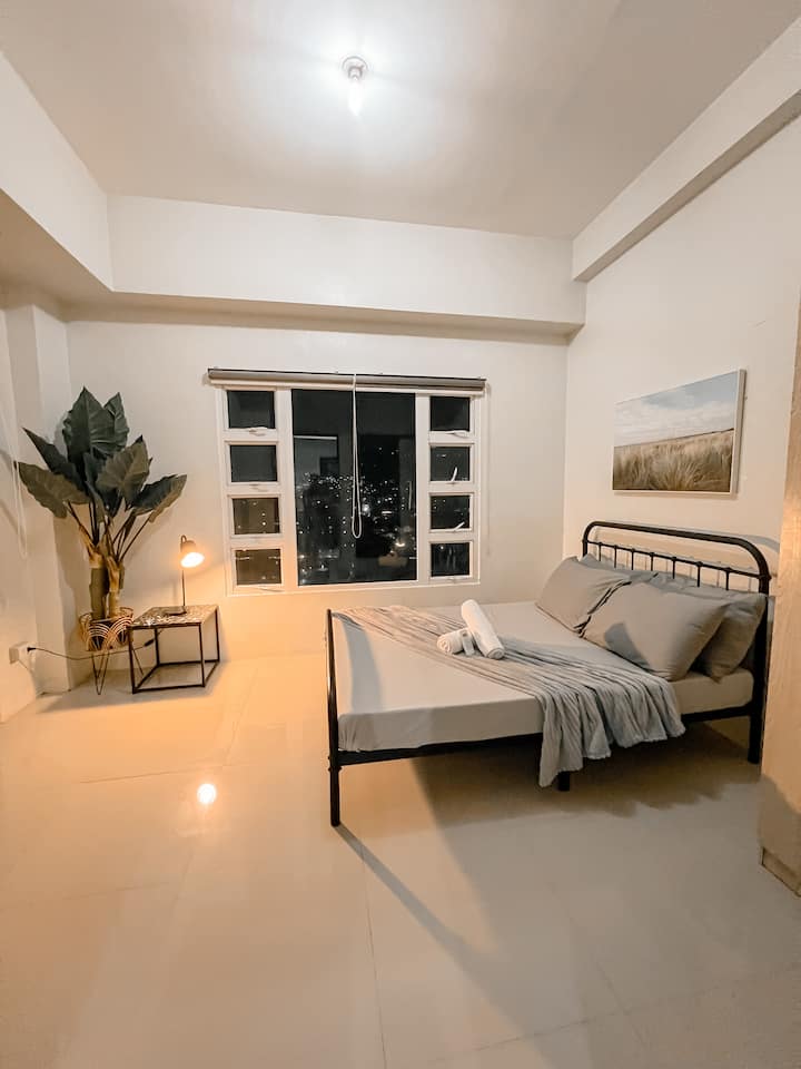Budget 2br Best For Groups-free Wifi, Pool & More - Cebu City