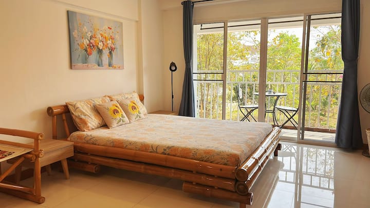 靠近清迈大学, Maya 商场和Nimman 的清爽公寓，有快速网络和Netflix，灵活入住退房。 - Chiang Mai