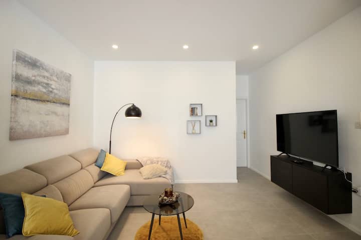 Gzira 3 Bedroom Apartment - マルタ